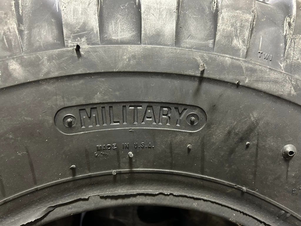 日本未発売のファイアストーン・Military NDCC 700-15 | 村上タイヤ